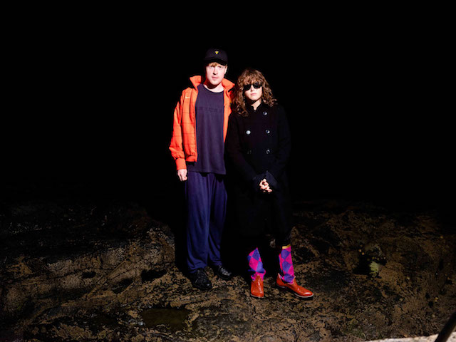 BEATINK.COM / Jockstrap / レジェンド、イギー・ポップも認めるロンドンのオルタナ・ポップ・デュオ、 ジョックストラップがミックステープ『Beavercore』を9/11 ...